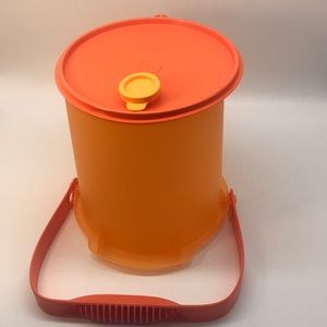 Tupperware | Kitchen | Tupperware Bucket Easy Go 5 Liter | Poshmark